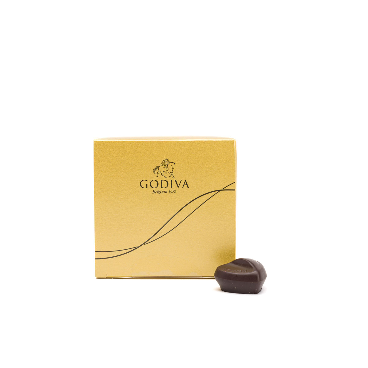 Godiva Tower with Red Velvet Gift Box - Delivery in Iceland by ...